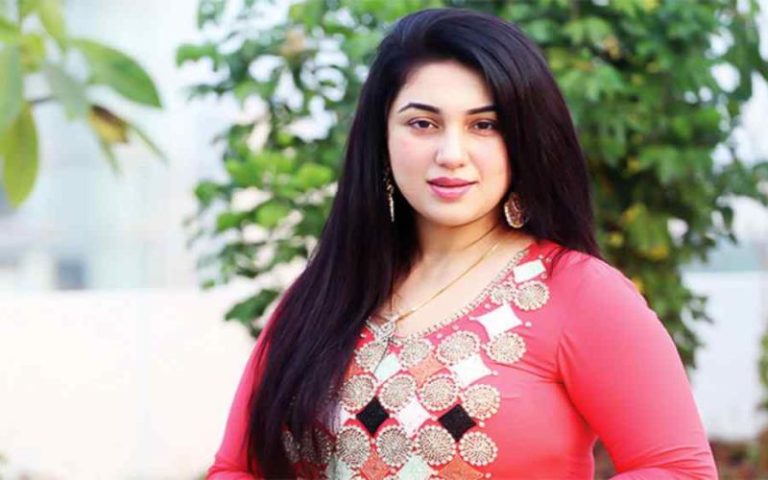 Apu Biswas Bio: Age, Height, Weight, and Her Incredible Net Worth!